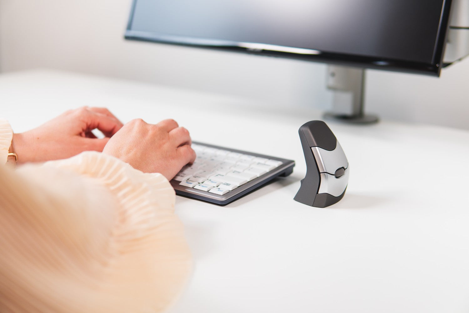 DXT 2 Precision Mouse - Draadloos - Ergonomic Mouse